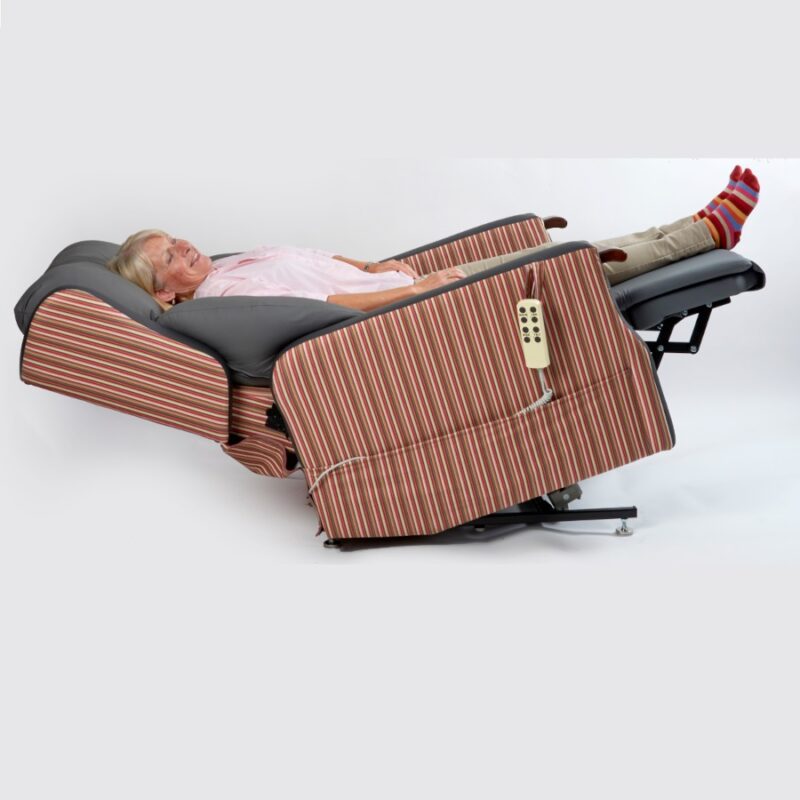 Snowdon BLTR Rise and Recline Chair